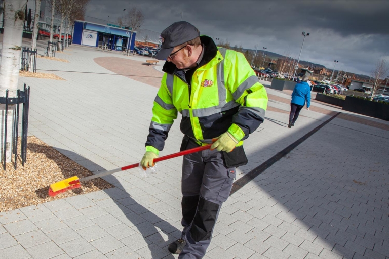 DGS Service Solutions – Service Solutions